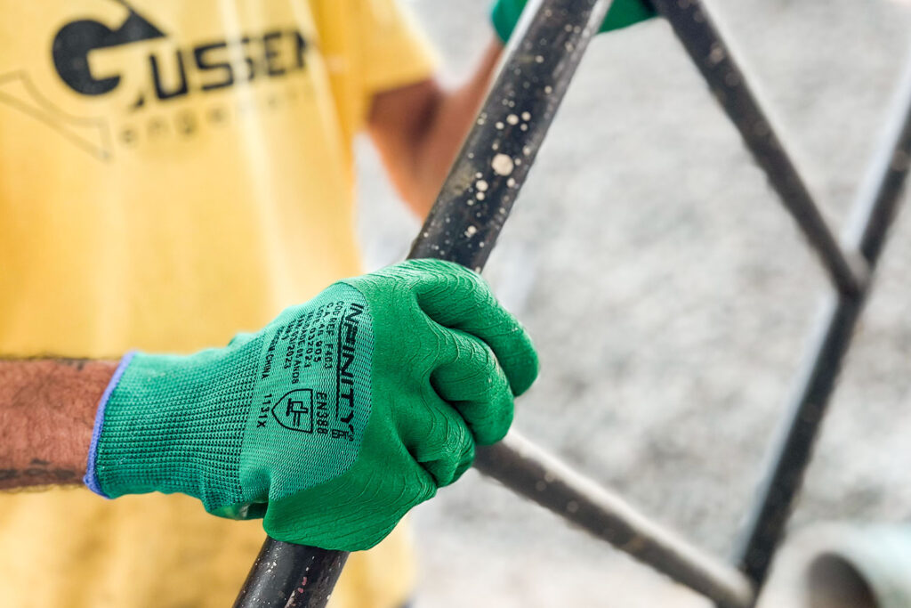 Luvas de segurança: Tipos e suas utilidades